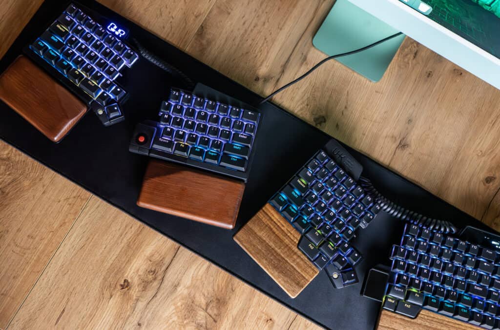 Ultimate Hacking Keyboard - The keyboard. For professionals.
